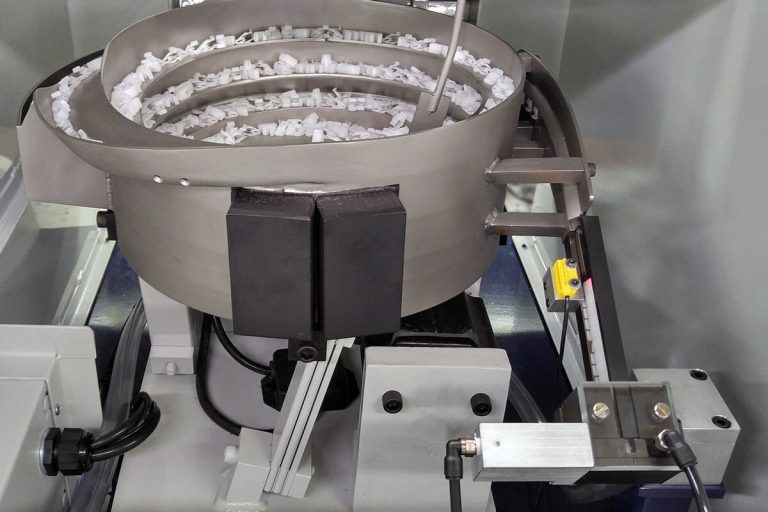 Automatic Clip Insertion | Visumatic Industrial Products